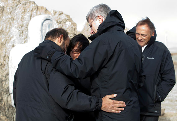 Photo: Harper consoles grief-stricken Kheraj | Nunatsiaq News