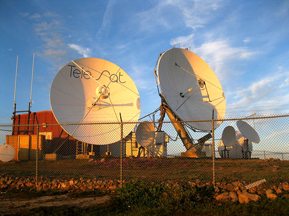 Northwestel to transfer all northern cell phone services to Bell Mobility