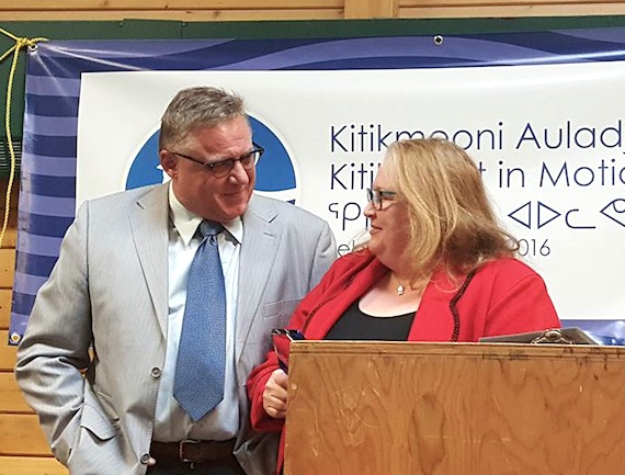 Photo: Kitikmeot trade show honours local businesswoman | Nunatsiaq News
