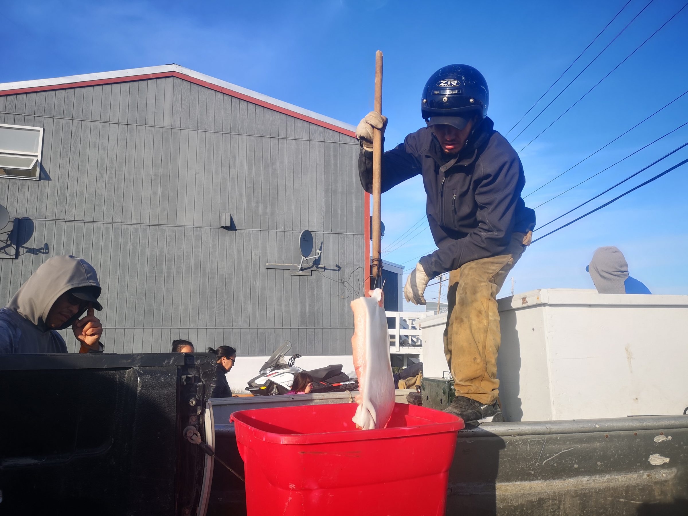 Sharing the catch | Nunatsiaq News
