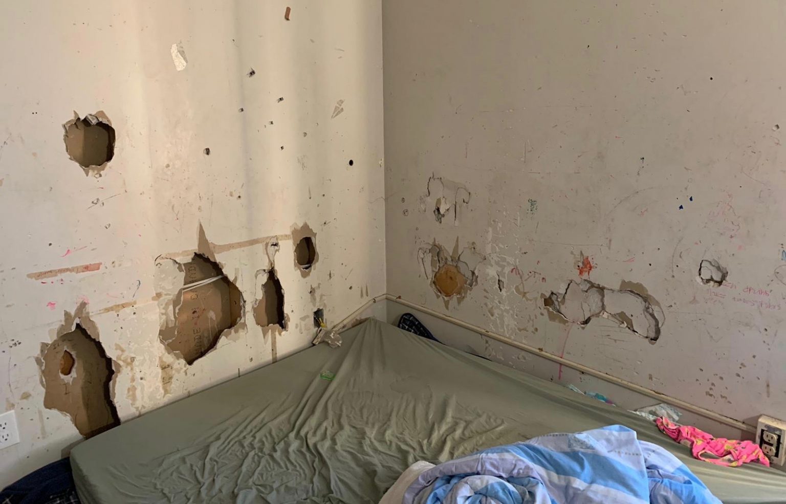 Nunavut MP releases report on 'deplorable' housing conditions ...