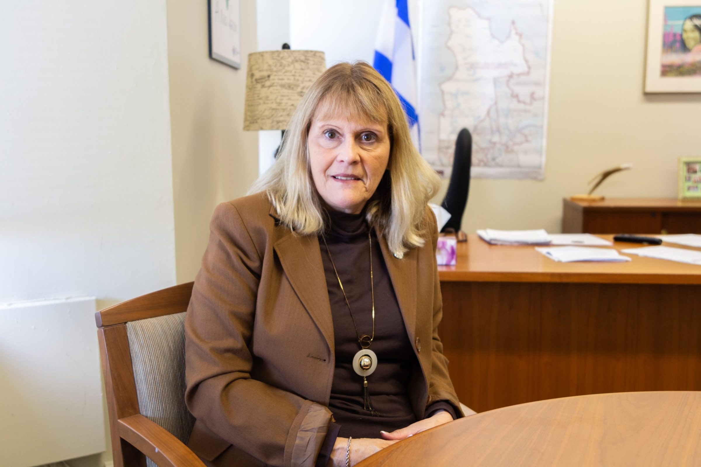 Nunavik MP Sylvie Bérubé talks climate change during 1st visit to Kuujjuaq